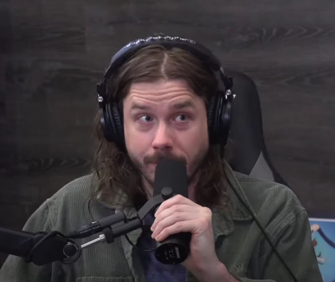 Ep. 220 Ian Crossland on L.A. Acting, Helping Others, and Resisting Group-Think - Bob Murphy Show